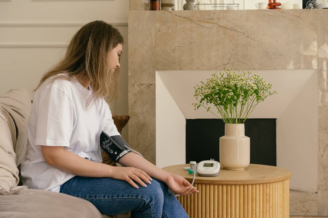 Stress Belly Fat: What Is It and How To Get Rid Of It? - NUNC